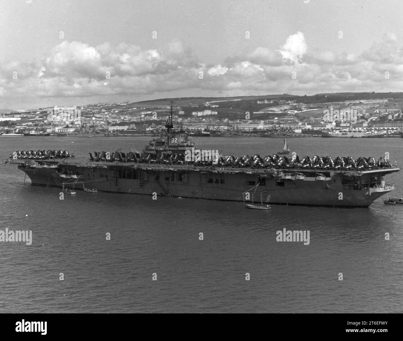 Uss leyte cv 32 hi-res stock photography and images - Alamy