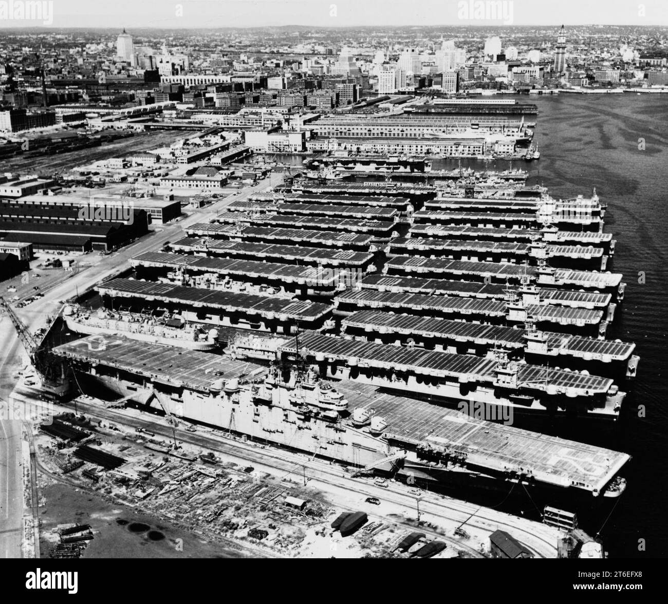 USS Leyte (CVA-32) and Reserve Fleet escort carriers at the South ...