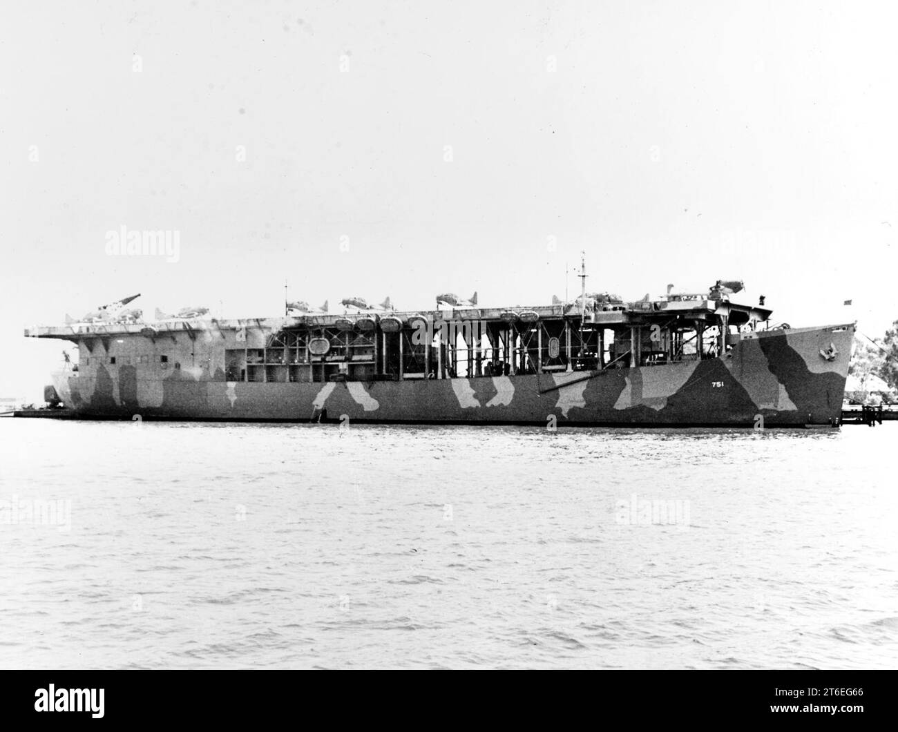Uss long island hi-res stock photography and images - Alamy