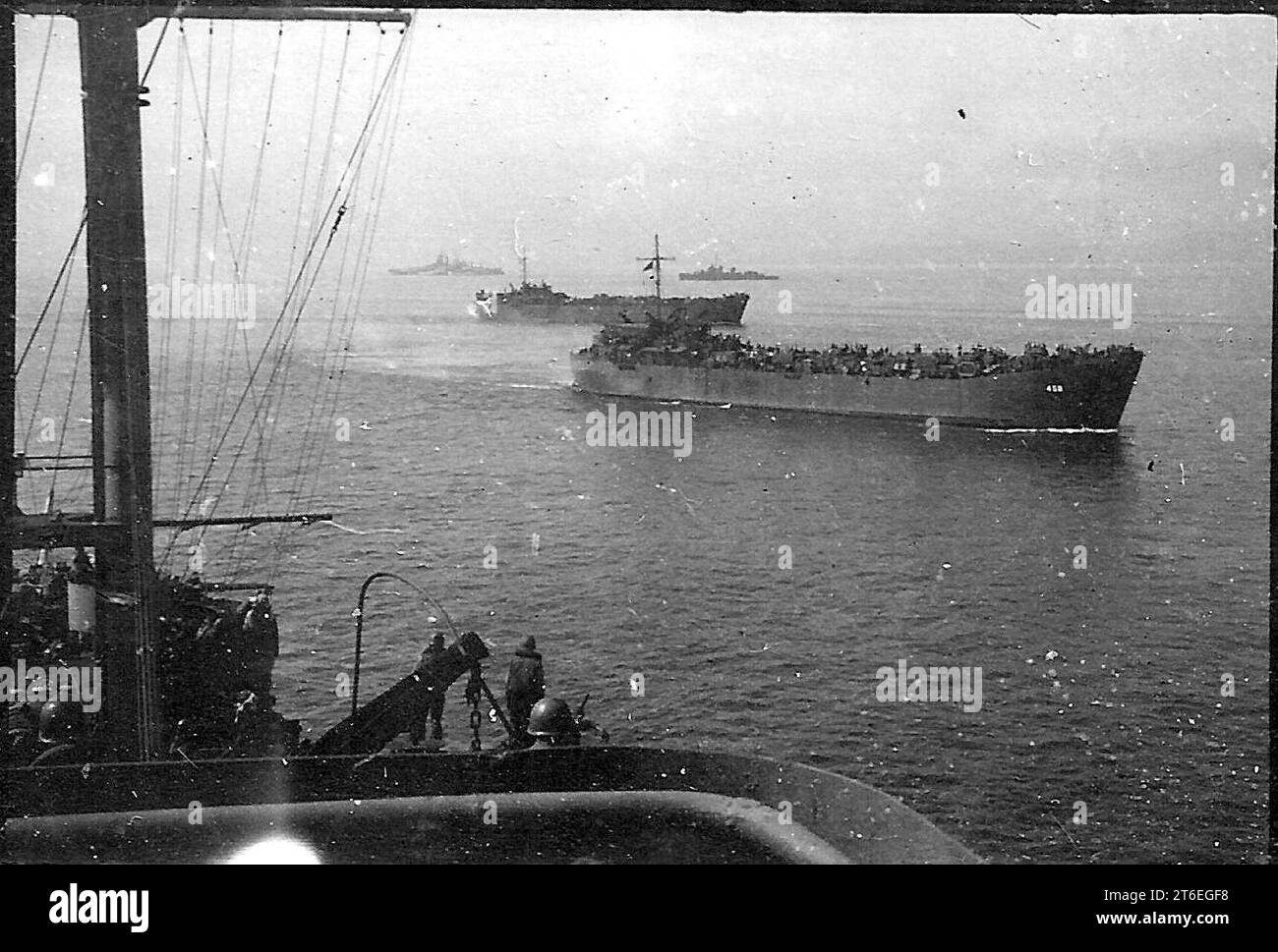 Lst 1944 hi-res stock photography and images - Alamy