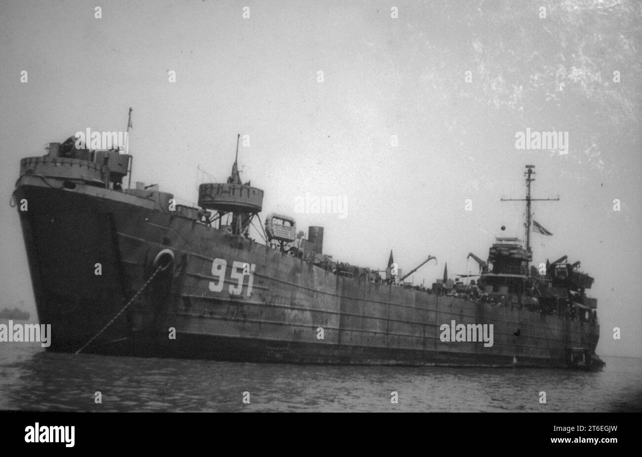 USS LST-951 atcirca 1945-1946 Stock Photo - Alamy