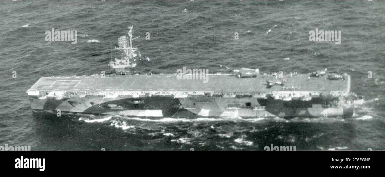 USS Lunga Point (CVE-94) underway off Okinawa, in 1945 Stock Photo - Alamy