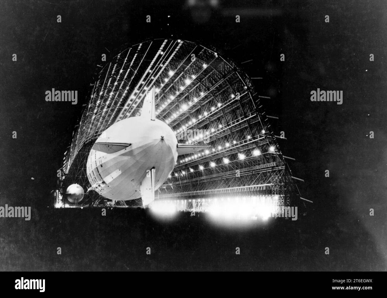 USS Macon (ZRS-5) (23967960381 Stock Photo - Alamy