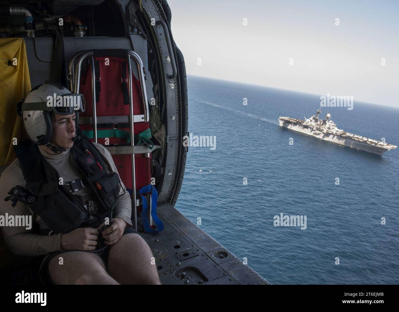 USS Makin Island (LHD 8) operations 141221 Stock Photo - Alamy