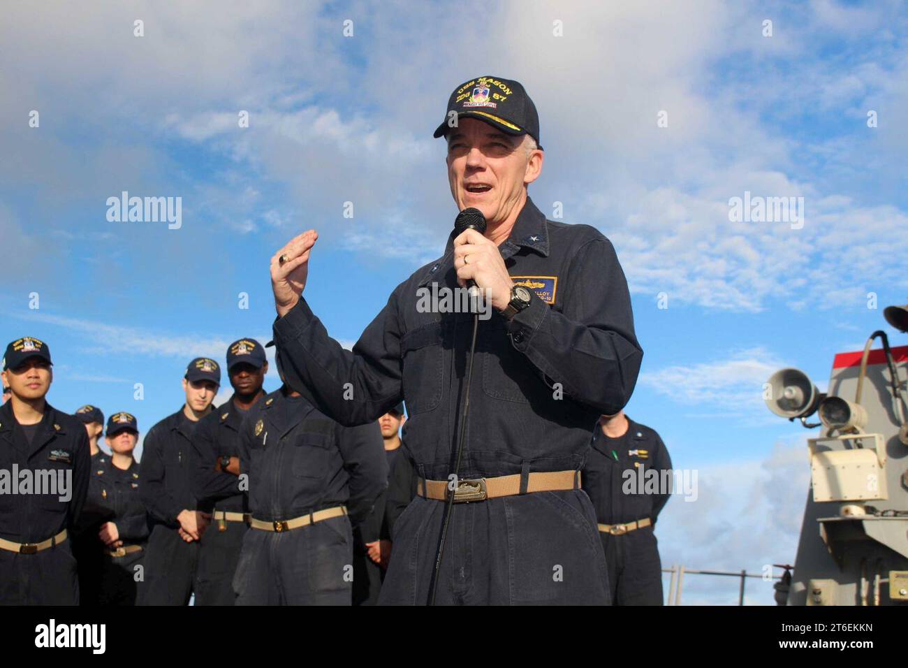 USS Mason (DDG 87) RADM Malloy Visit 161226 Stock Photo - Alamy