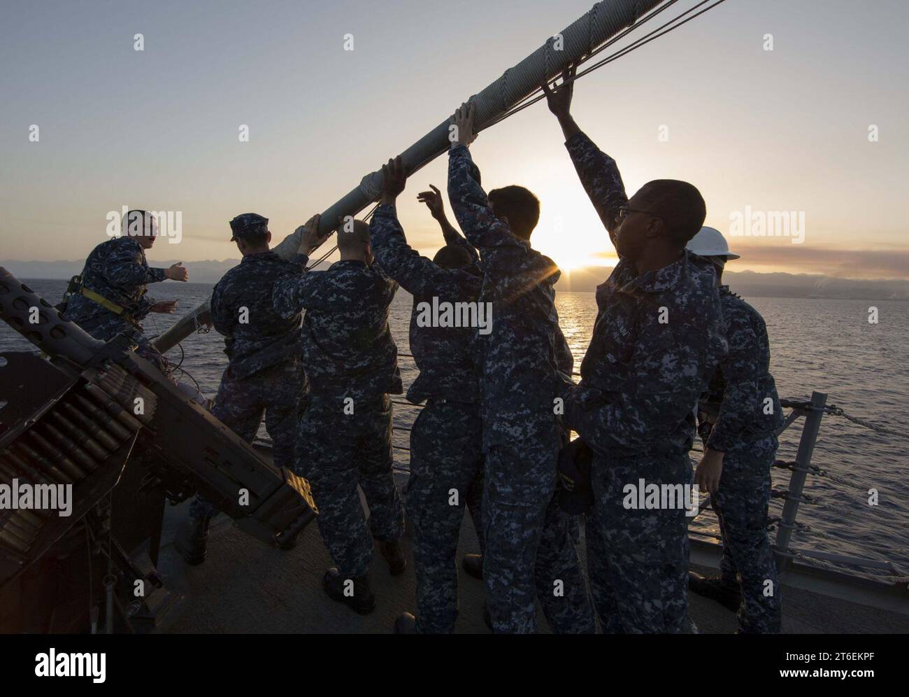 USS Mason operations 130923 Stock Photo - Alamy