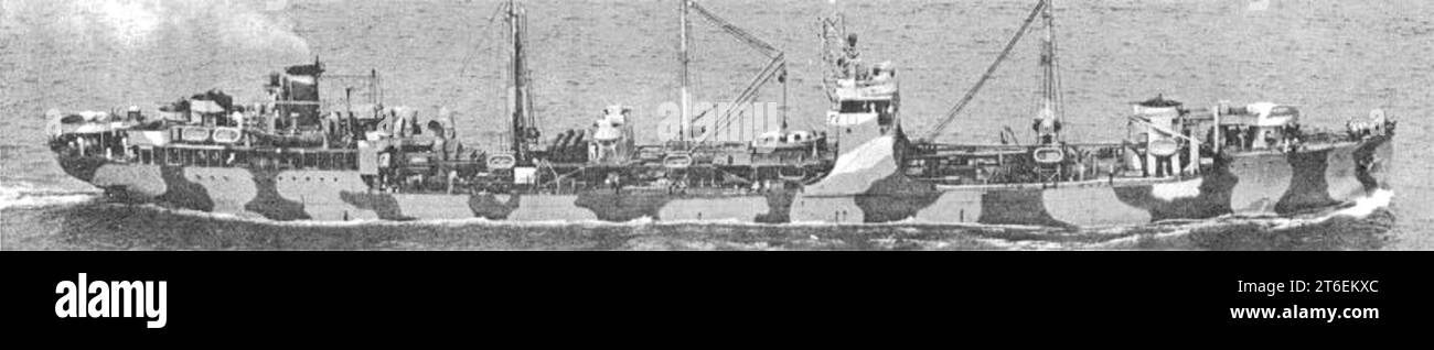 USS Maumee (AO-2) underway on 22 July 1942 Stock Photo - Alamy