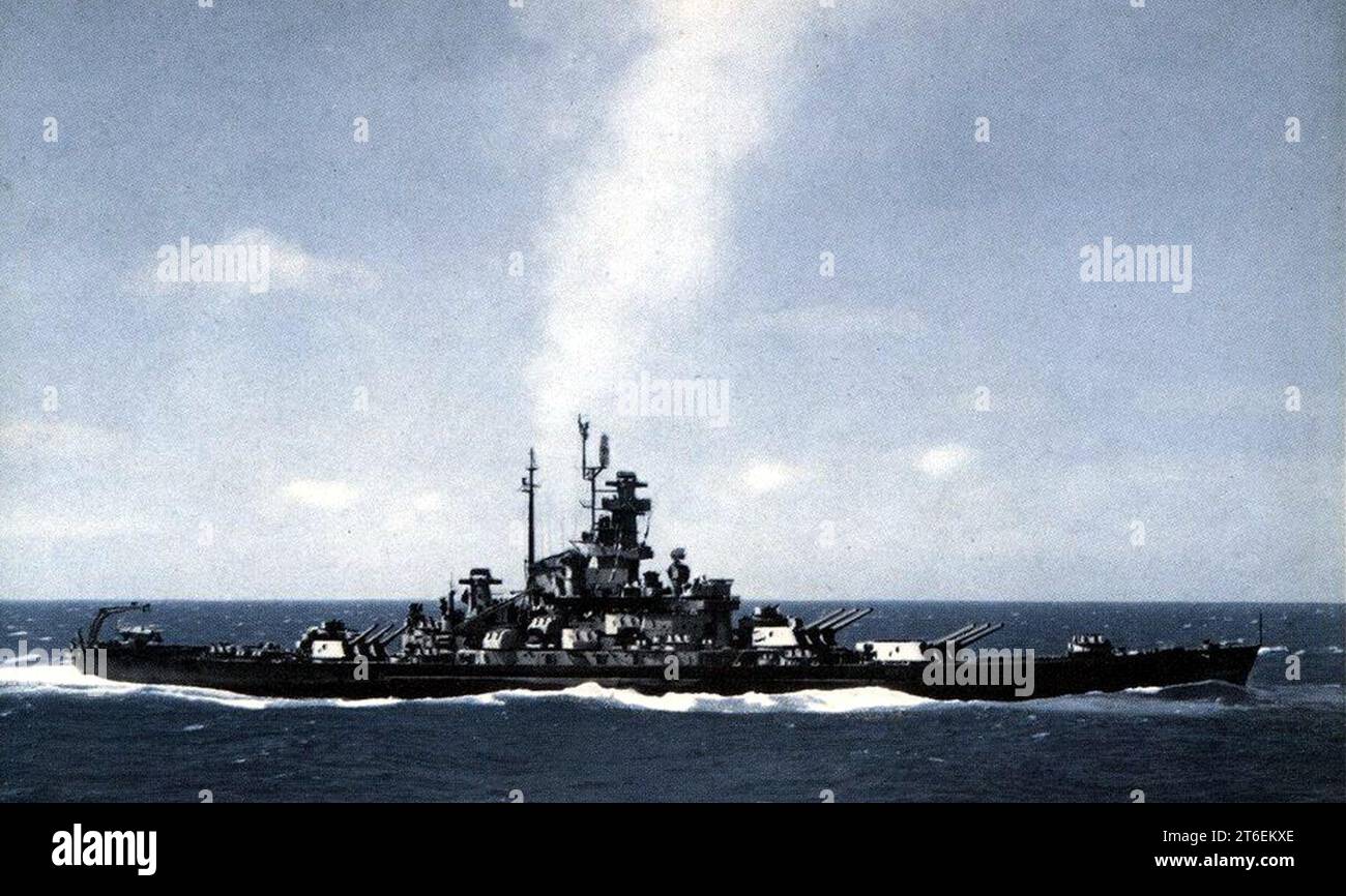 USS Massachusetts (BB-59) underway in 1944 Stock Photo - Alamy