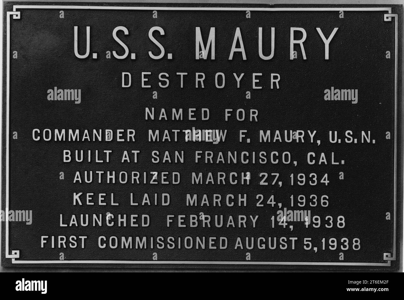 Uss maury hi-res stock photography and images - Alamy