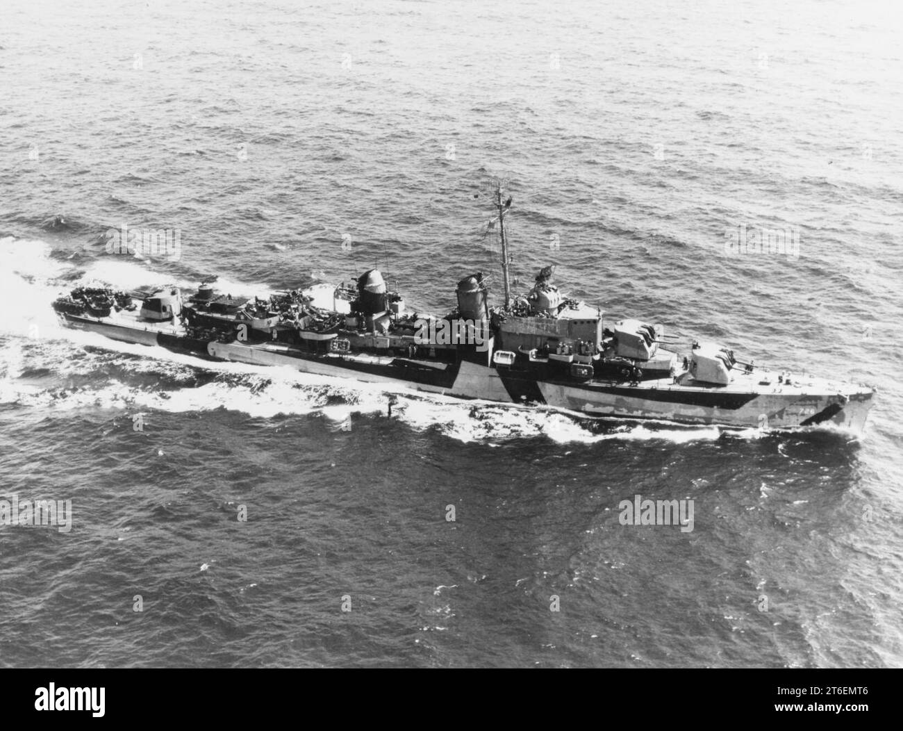 USS Meredith (DD-726) underway at sea on 16 April 1944 Stock Photo - Alamy