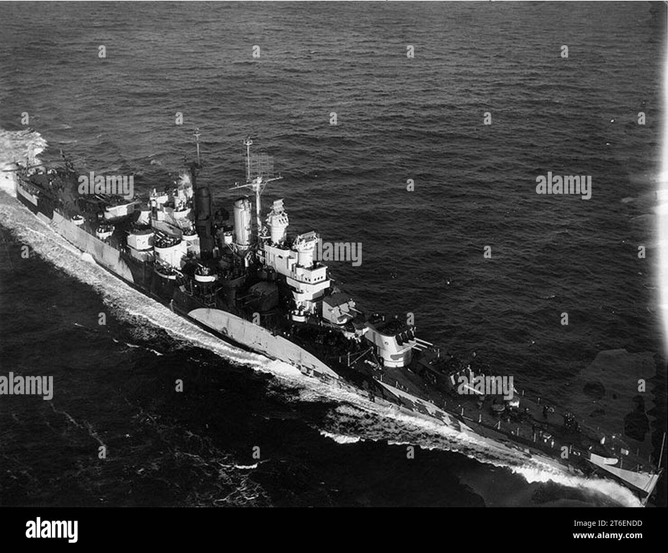 USS Miami (CL-89) underway at sea, circa early 1944 Stock Photo - Alamy