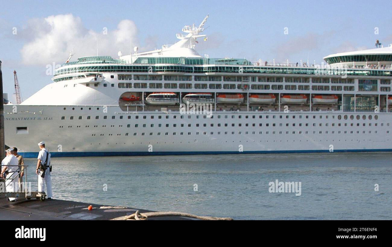 USS Miami SSN-755 (Enchantment of the Seas) (cropped Stock Photo - Alamy