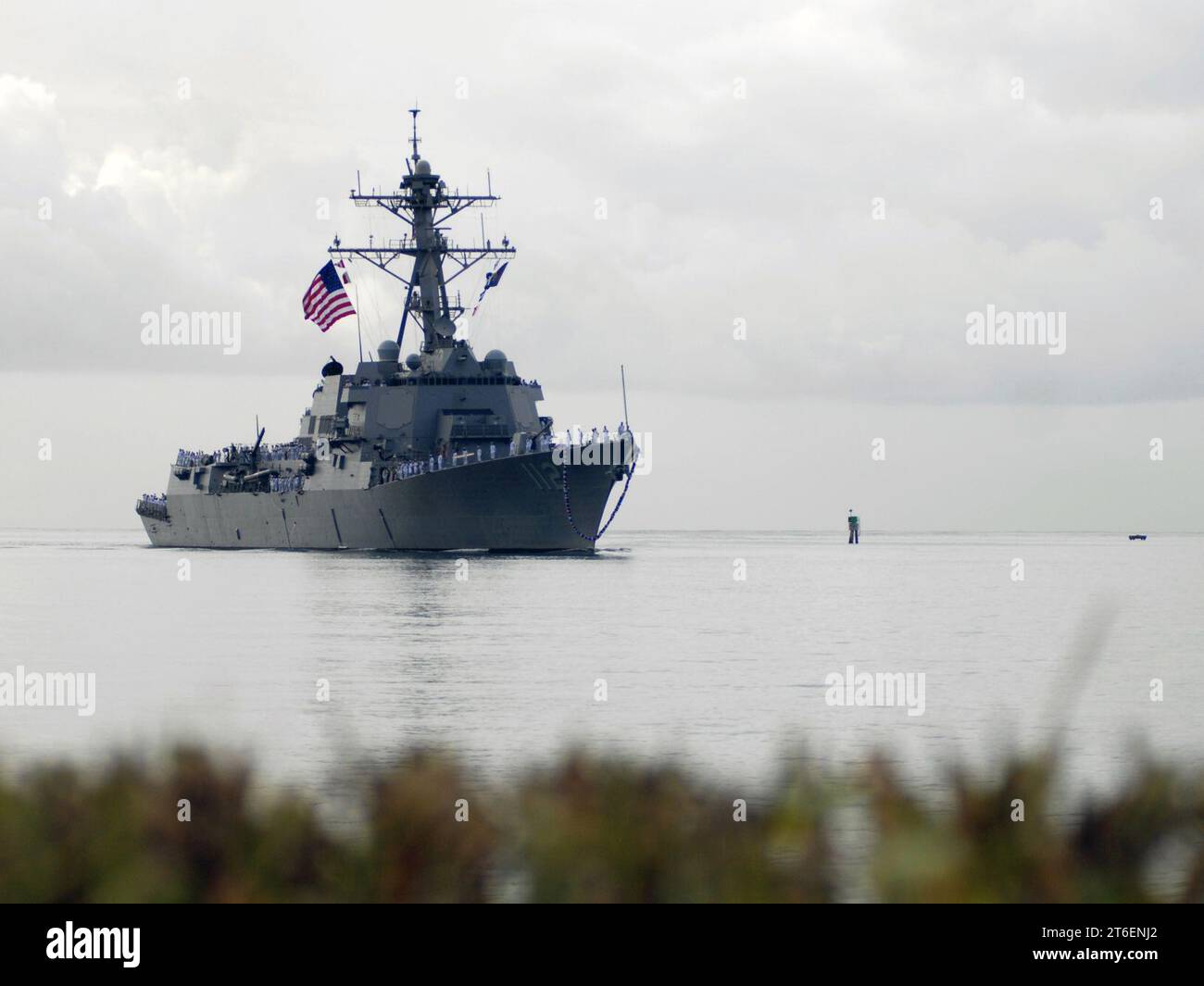 USS Michael Murphy arrives at its home port 121121 Stock Photo - Alamy