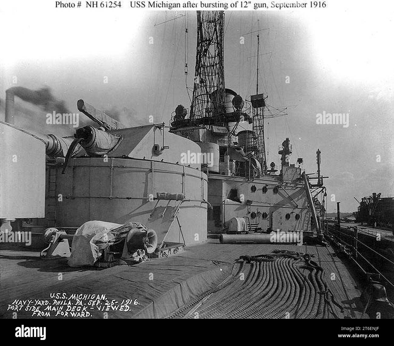 12 off Black and White Stock Photos & Images - Alamy