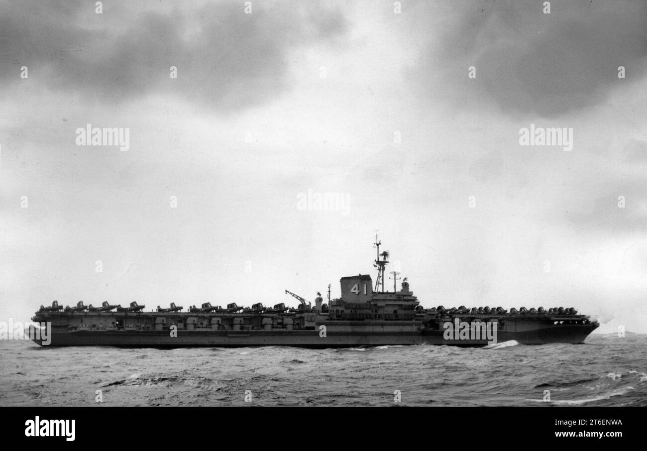 USS Midway (CVB-41) underway in th Atlantic Ocean, in 1946-1947 (NNAM ...