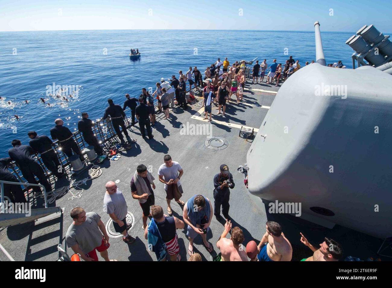Uss mobile bay usns hi-res stock photography and images - Alamy