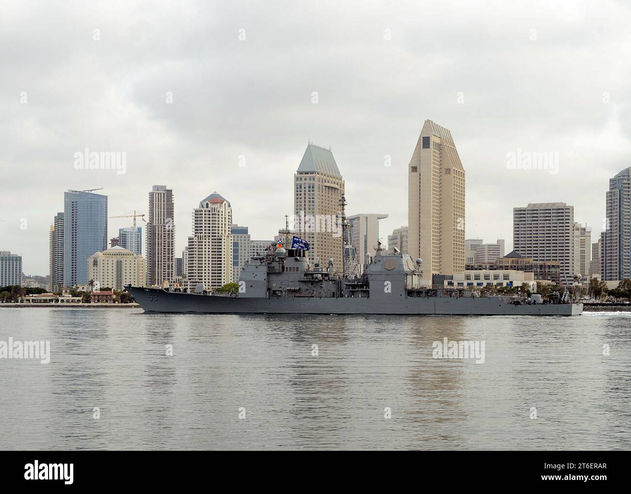 USS Mobile Bay gets underway to complete Surface Warfare exercise ...