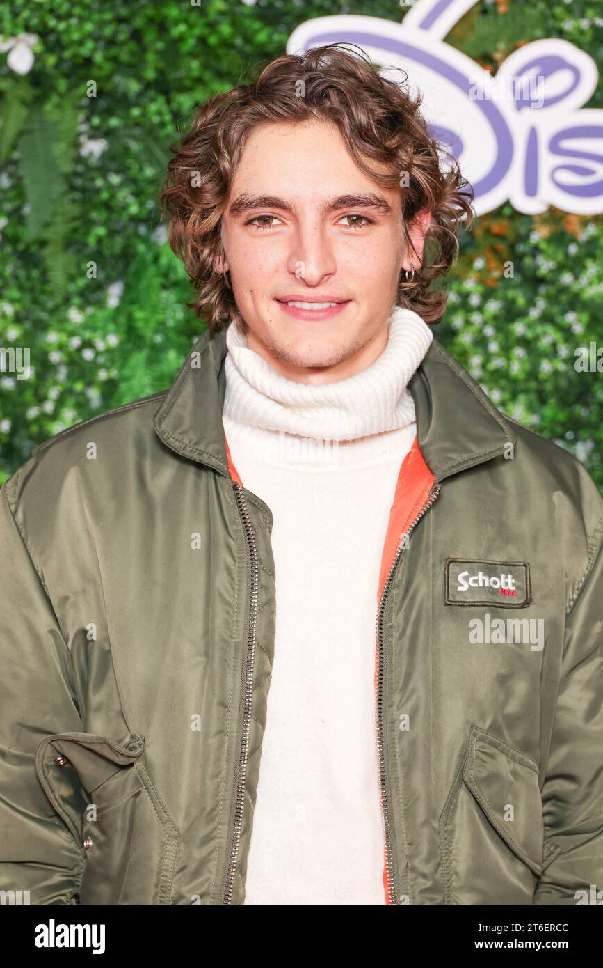 Paris, France. 09th Nov, 2023. Vassili Schneider attends the Disney ...