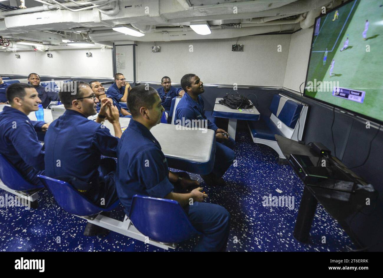 USS MONTEREY (CG 61) 130726 Stock Photo - Alamy