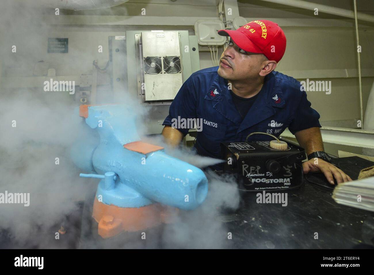 USS Monterey (CG 61) 130817 Stock Photo - Alamy