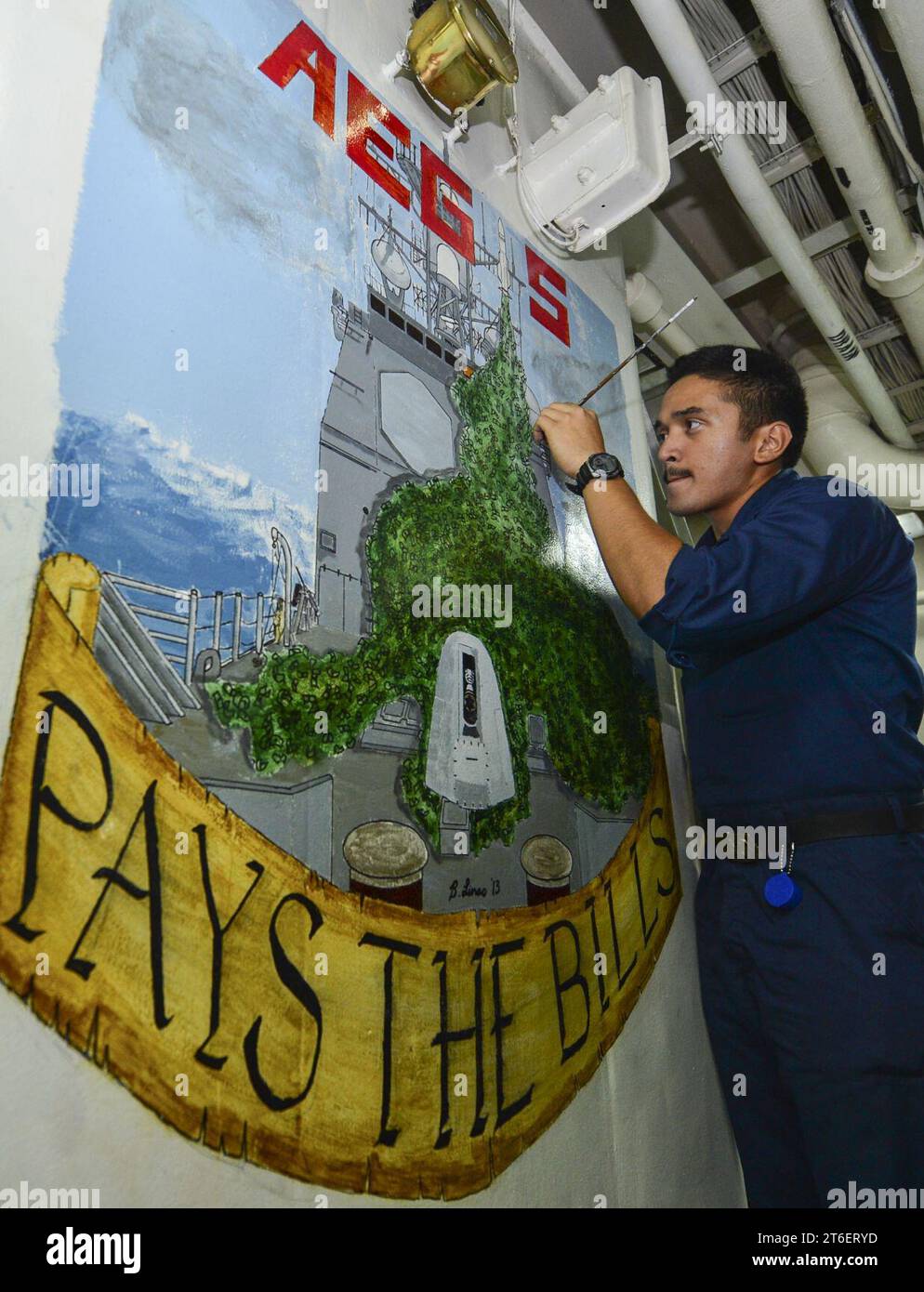 USS MONTEREY (CG 61) 130812 Stock Photo - Alamy