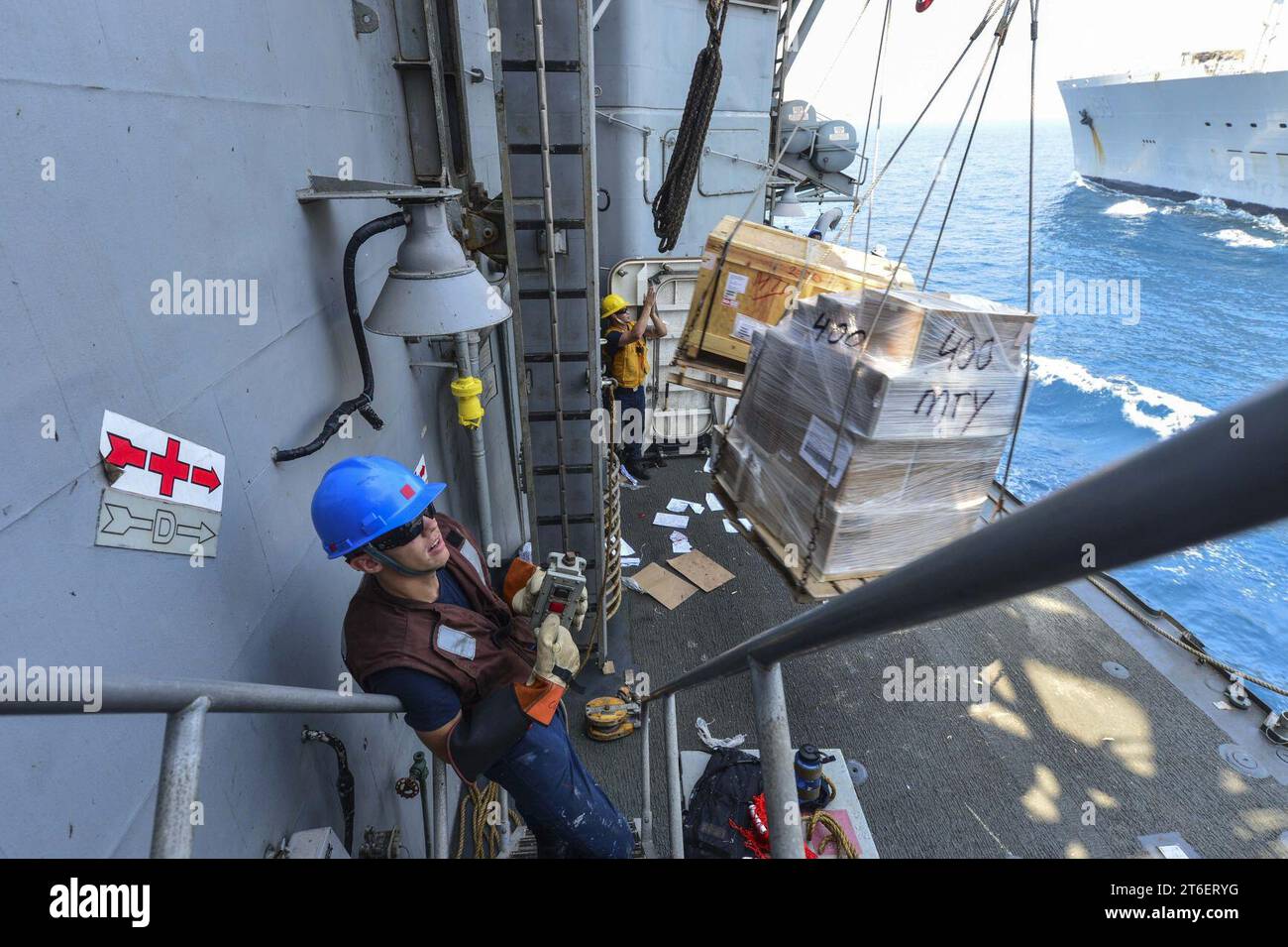 USS Monterey (CG 61) 130817 Stock Photo - Alamy