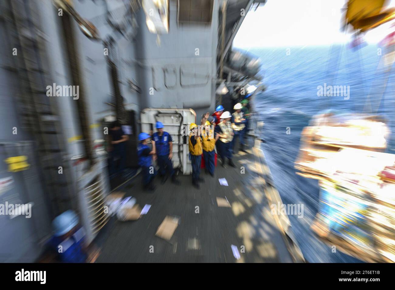 USS Monterey (CG 61) 130817 Stock Photo - Alamy