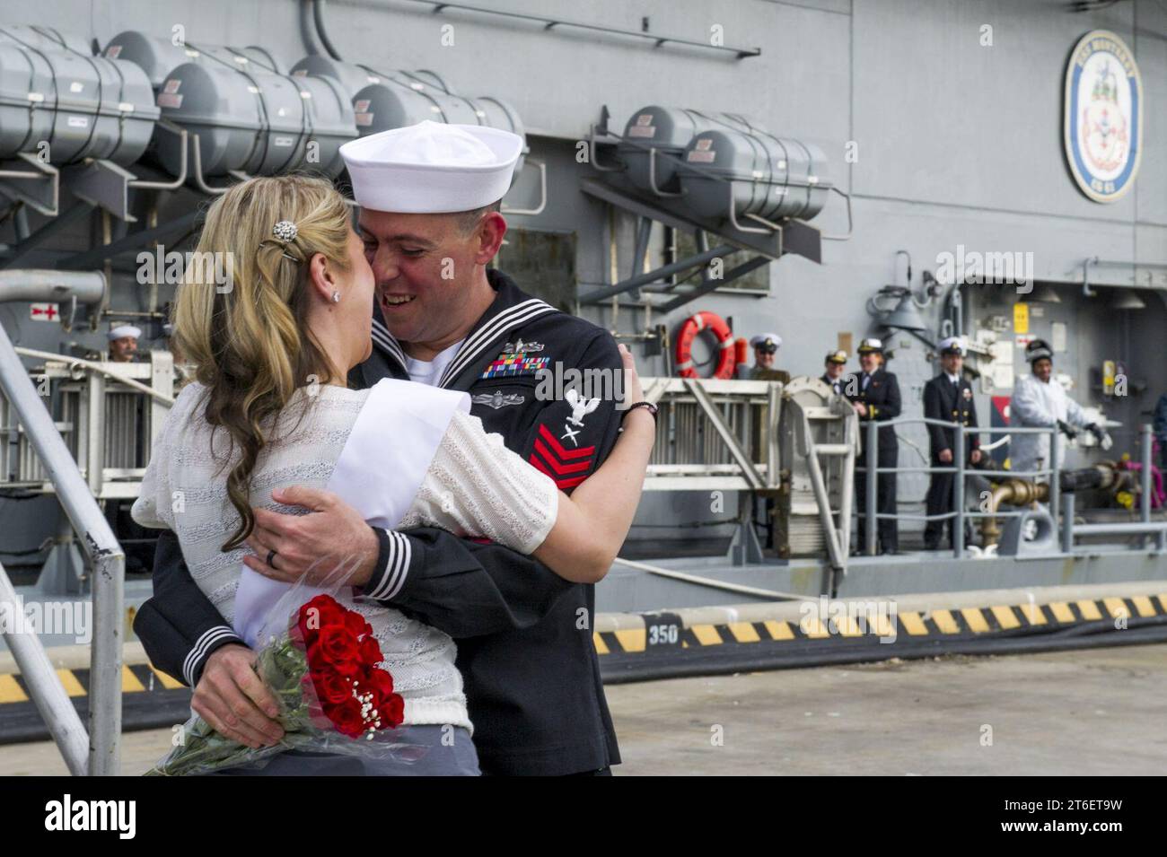 USS Monterey returns to homeport Stock Photo - Alamy