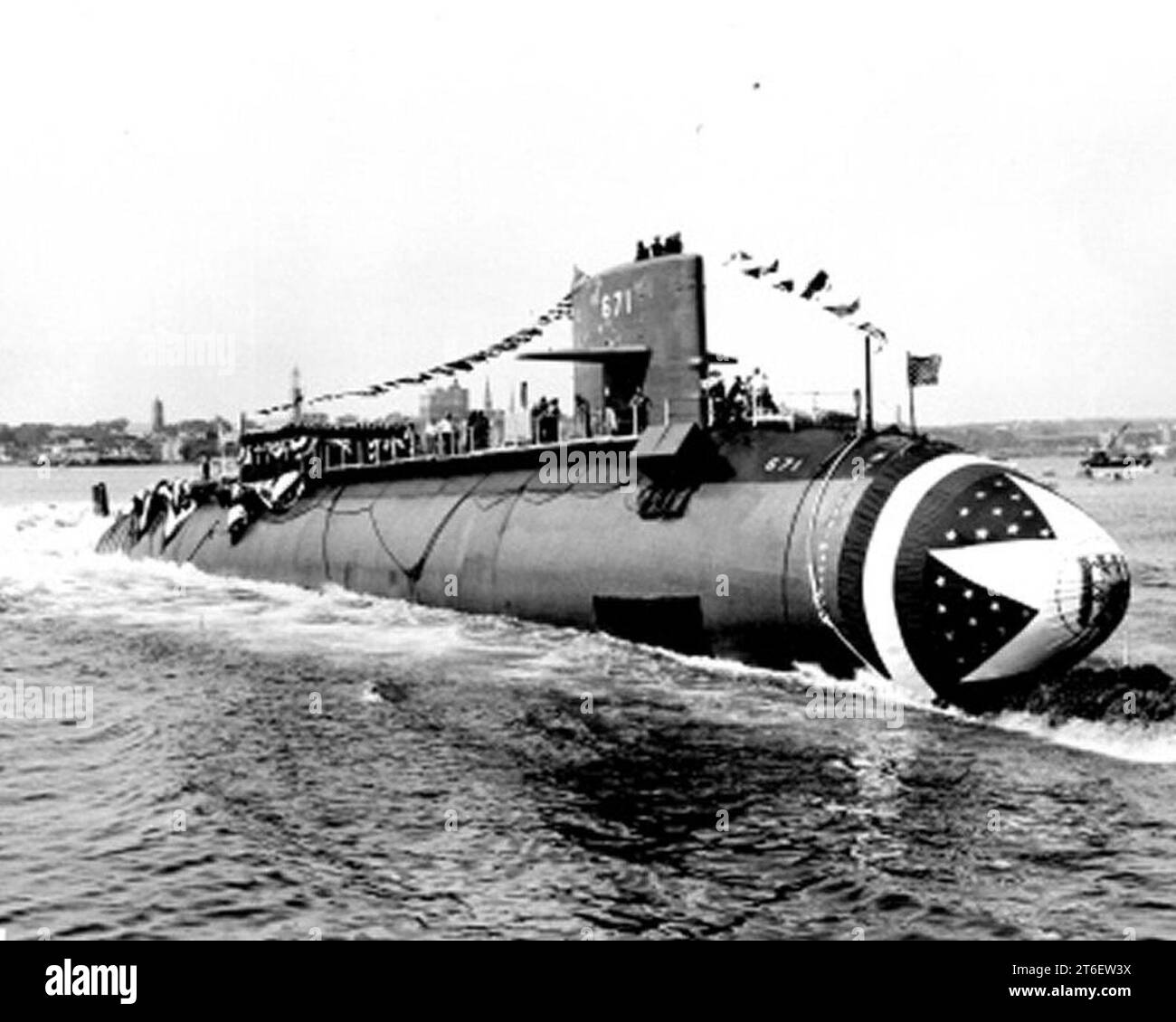 Ssn 671 hi-res stock photography and images - Alamy