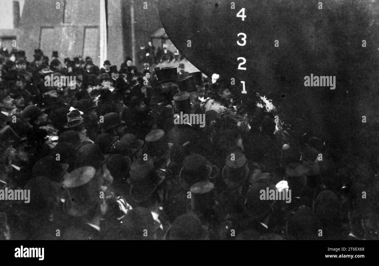 USS New York (BB-34) christened October 30, 1912, at the Brooklyn Navy ...