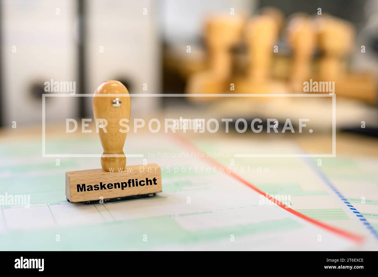 Ffp 2 masken hi-res stock photography and images - Alamy
