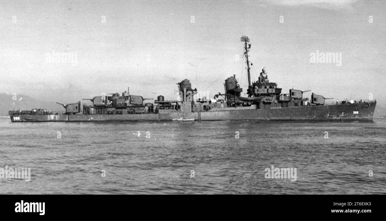 Uss newcomb hi-res stock photography and images - Alamy