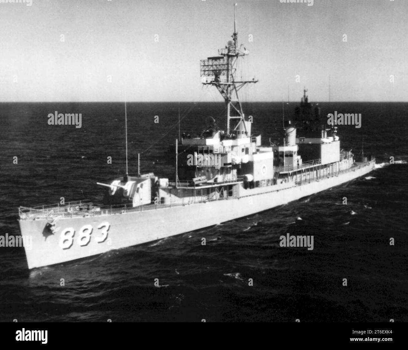 USS Newman K. Perry (DD-883) underway at sea in the 1960s Stock Photo ...