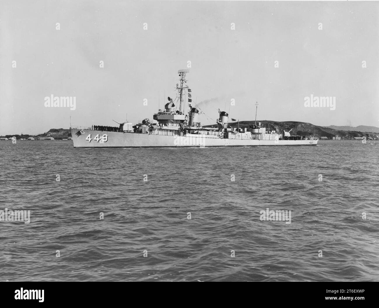 USS Nicholas (DD-449) off the Mare Island Naval Shipyard, California ...