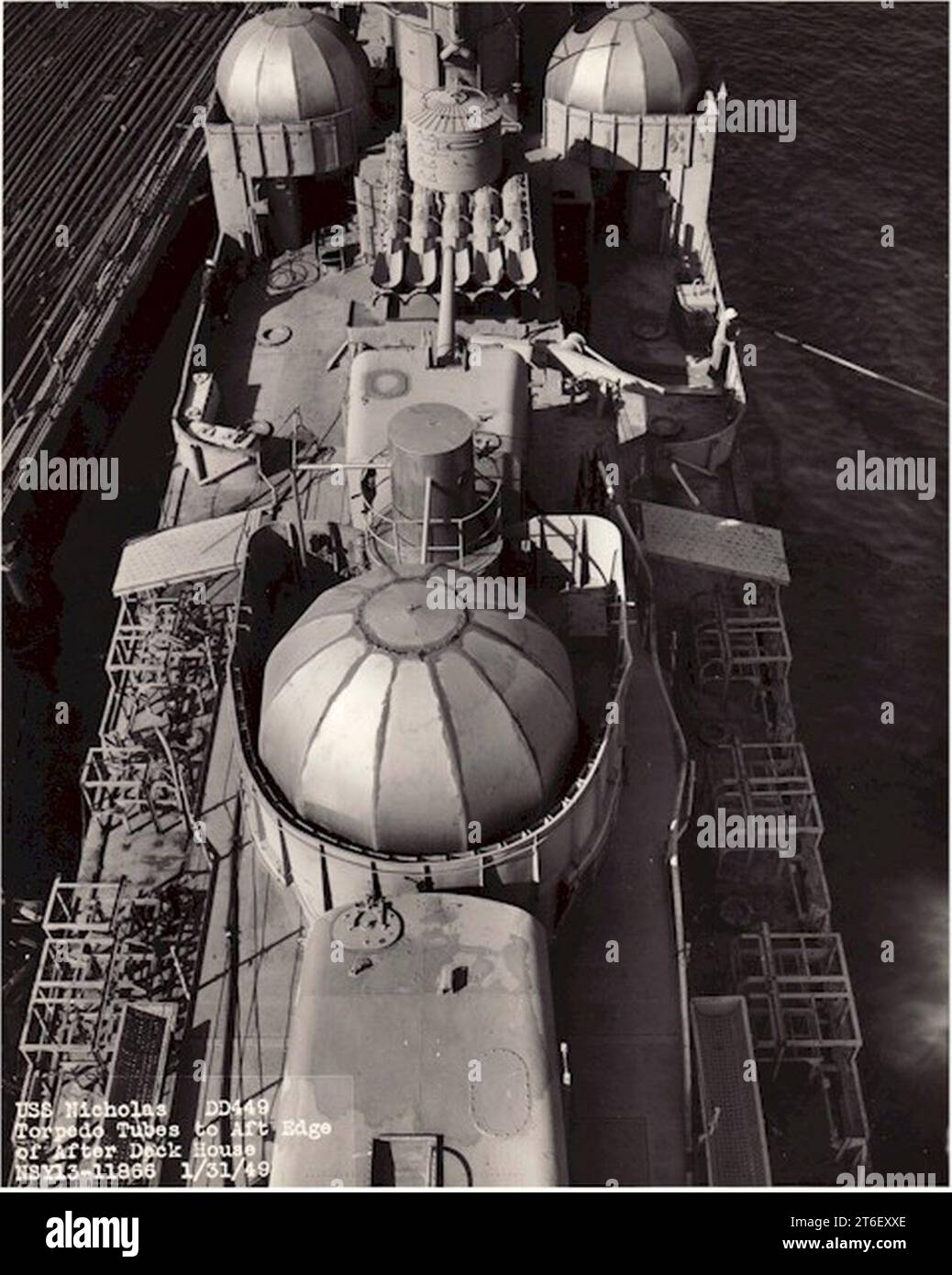 USS Nicholas (DD-449) at the Mare Island Naval Shipyard, California ...