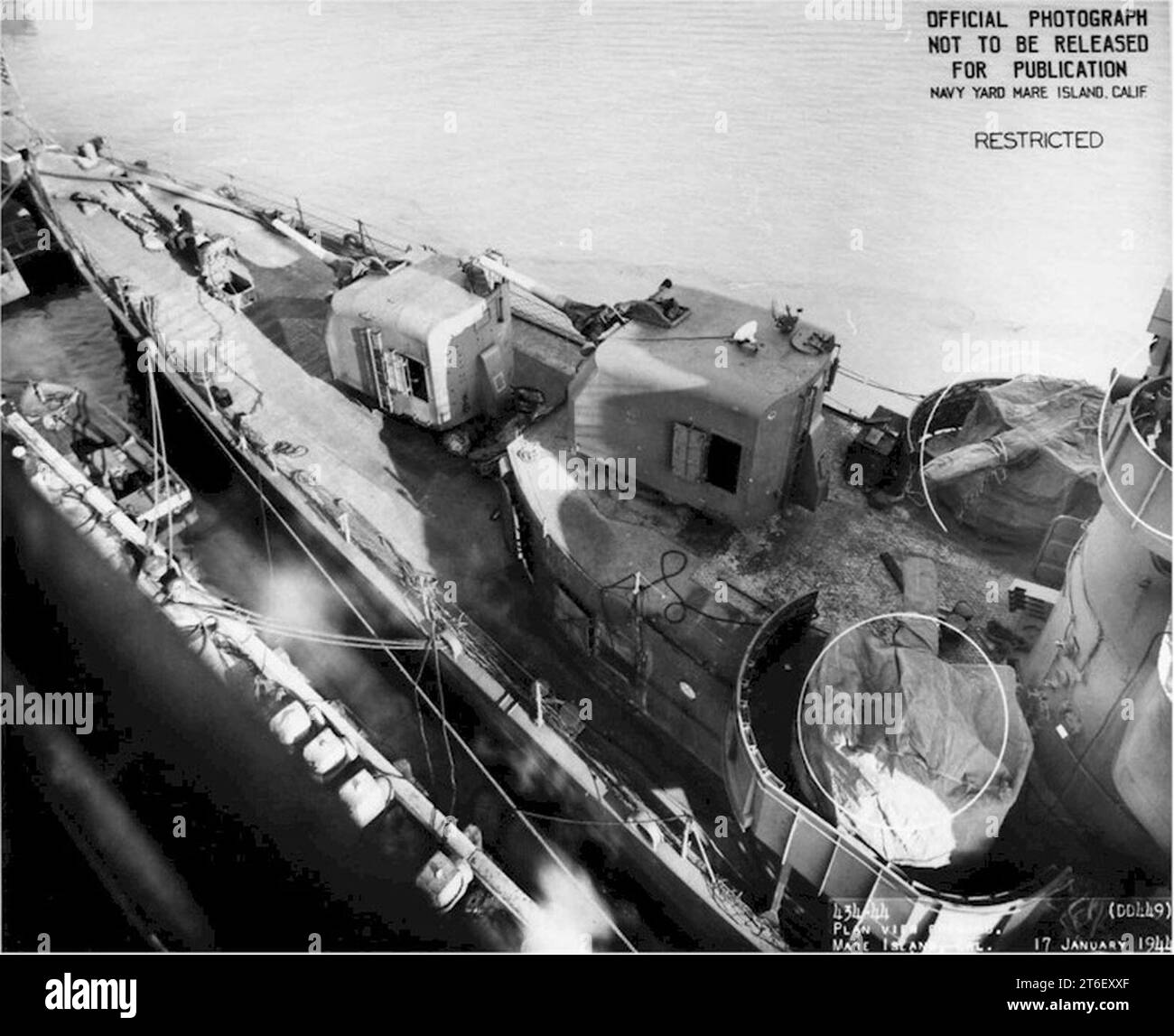 USS Nicholas (DD-449) at the Mare Island Naval Shipyard, California ...