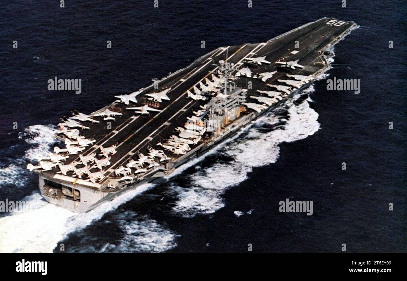 USS Nimitz (CVN-68) underway at sea, circa in 1978 Stock Photo - Alamy