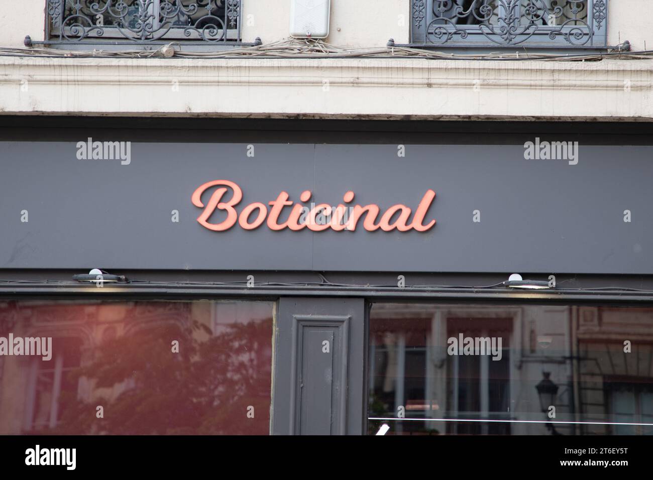 lyon , France - 11 04 2023 : boticinal parapharmacy logo text and sign ...