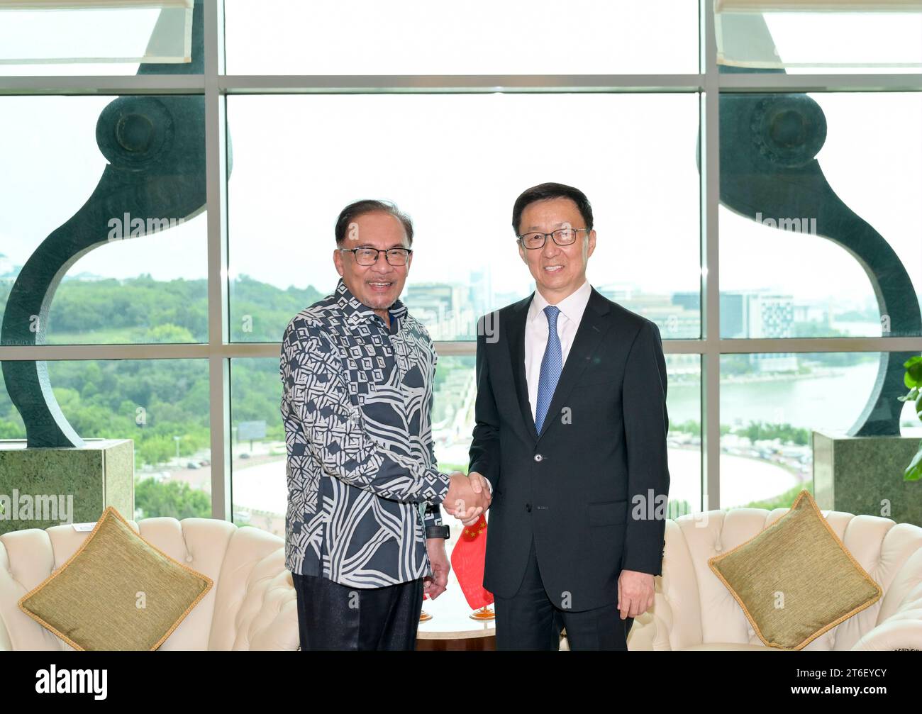 Putrajaya, Malaysia. 9th Nov, 2023. Chinese Vice President Han Zheng ...