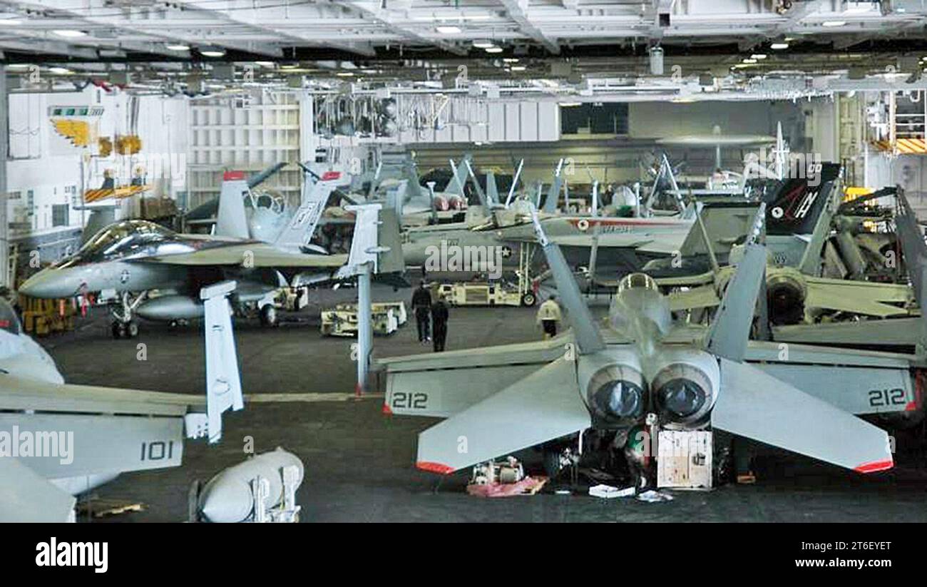USS Nimitz Hangar deck 2008 Stock Photo - Alamy