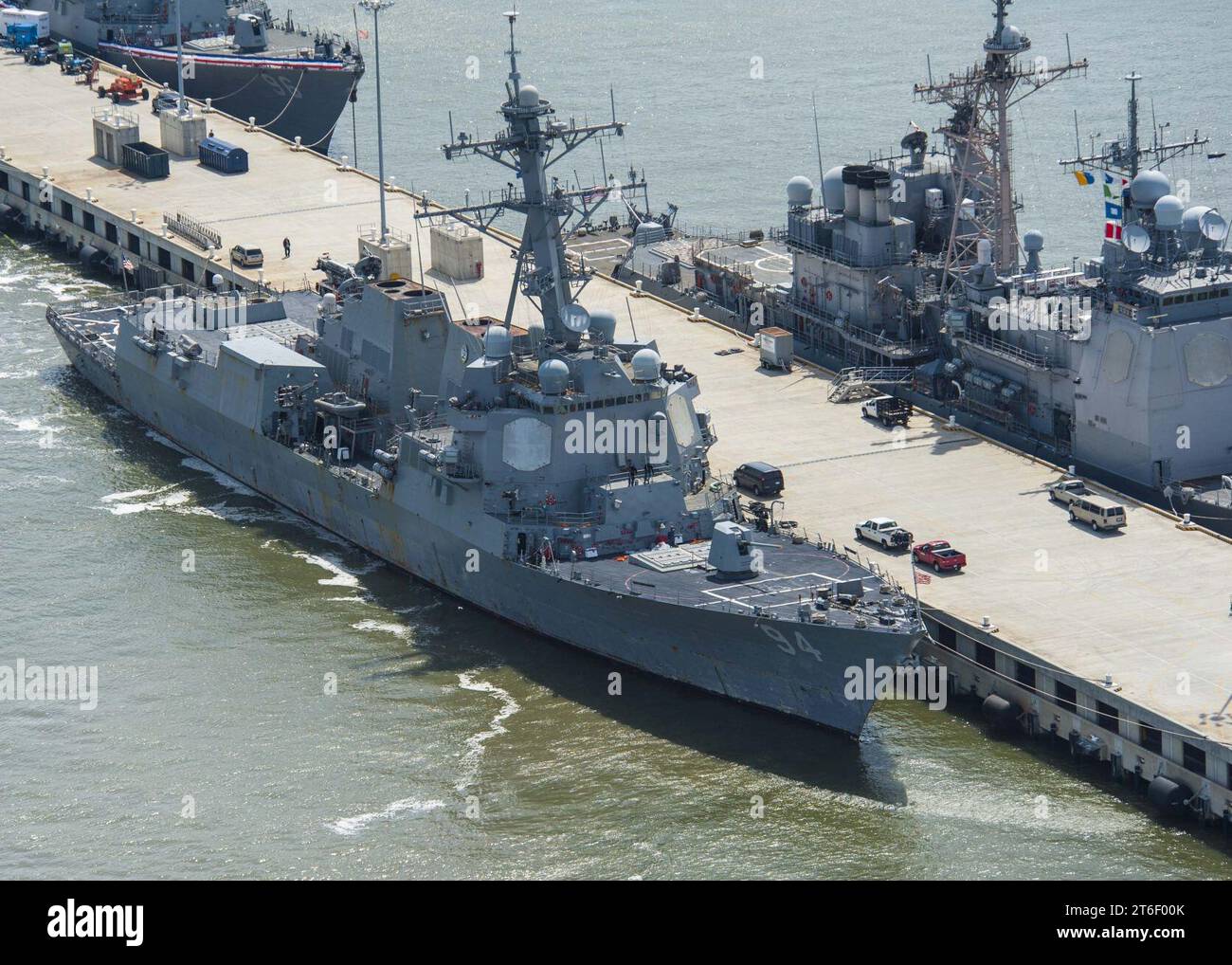 USS Nitze is moored during Bold Alligator 2013. (8692408203 Stock Photo ...