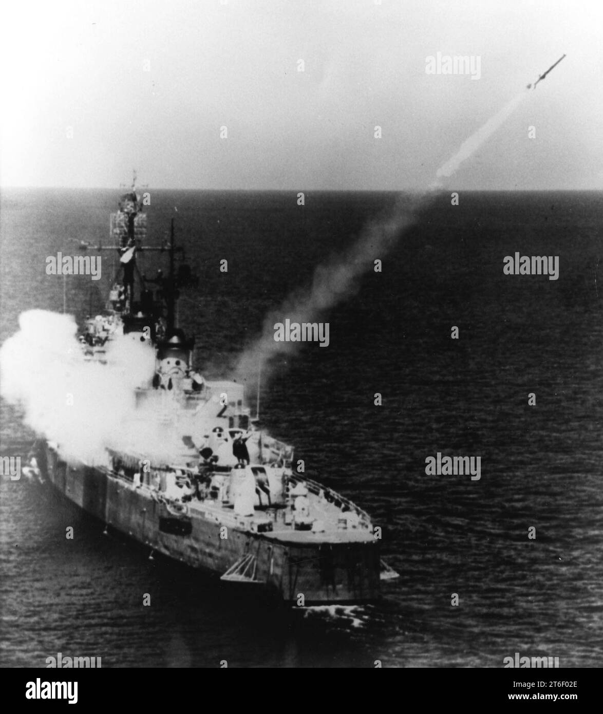 USS Norfolk (DL-1) fires ASROC Stock Photo - Alamy