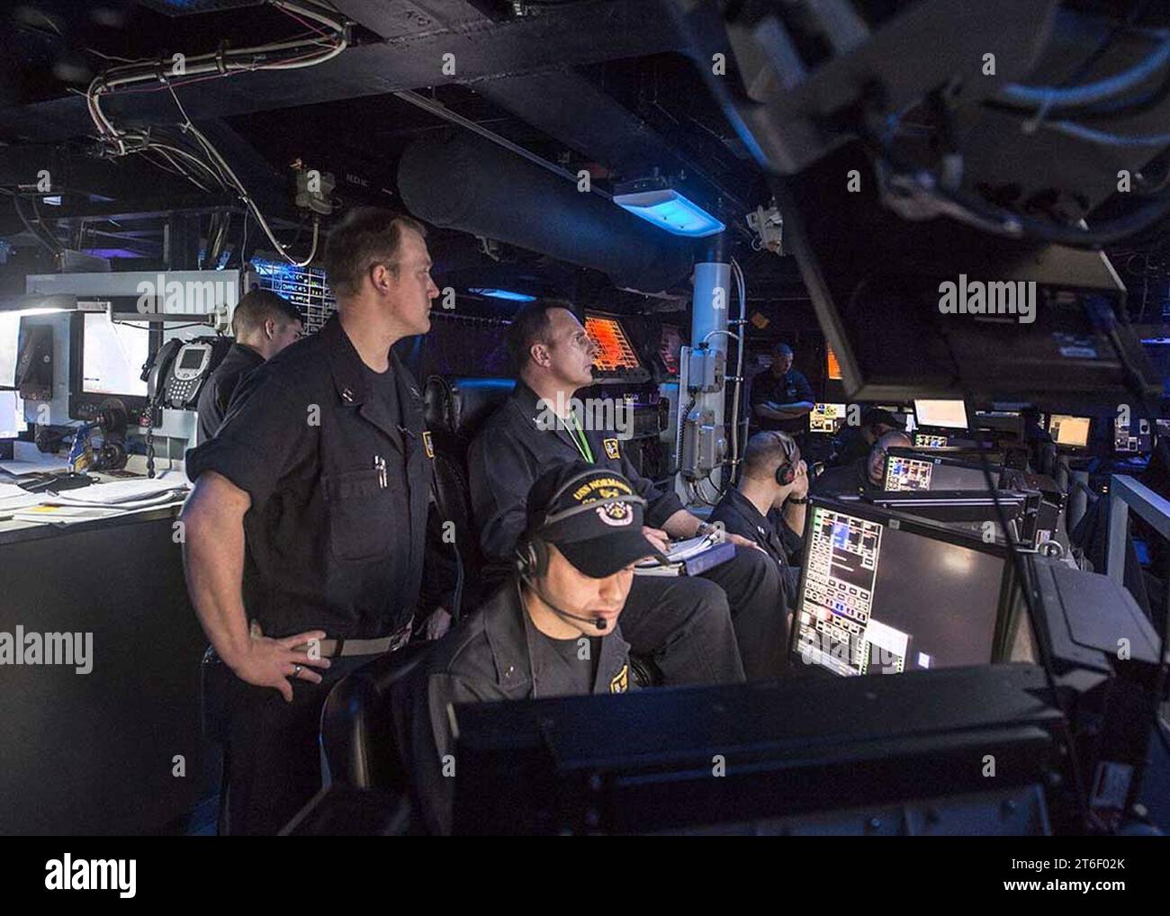USS Normandy (CG 60) 150415 Stock Photo - Alamy
