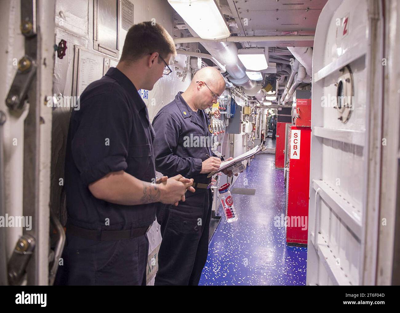 USS Normandy (CG 60) 150427 Stock Photo - Alamy