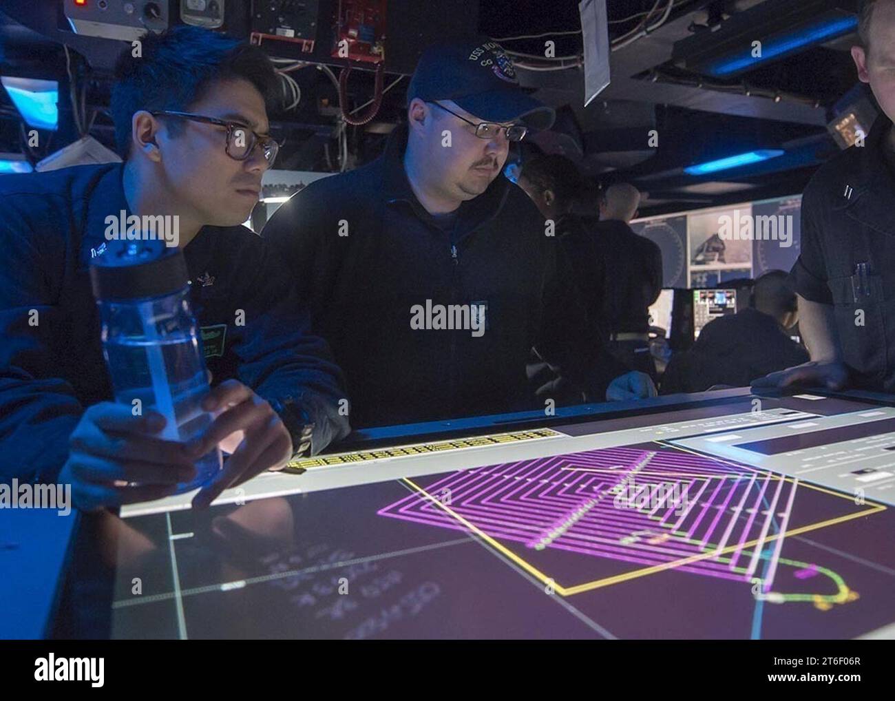 USS Normandy (CG 60) deployment 150310 Stock Photo - Alamy