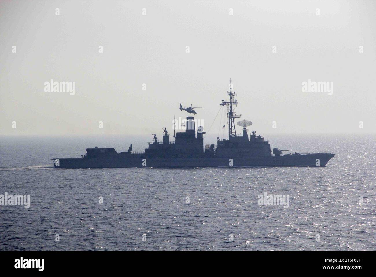 USS Normandy (CG 60) 151002 Stock Photo - Alamy