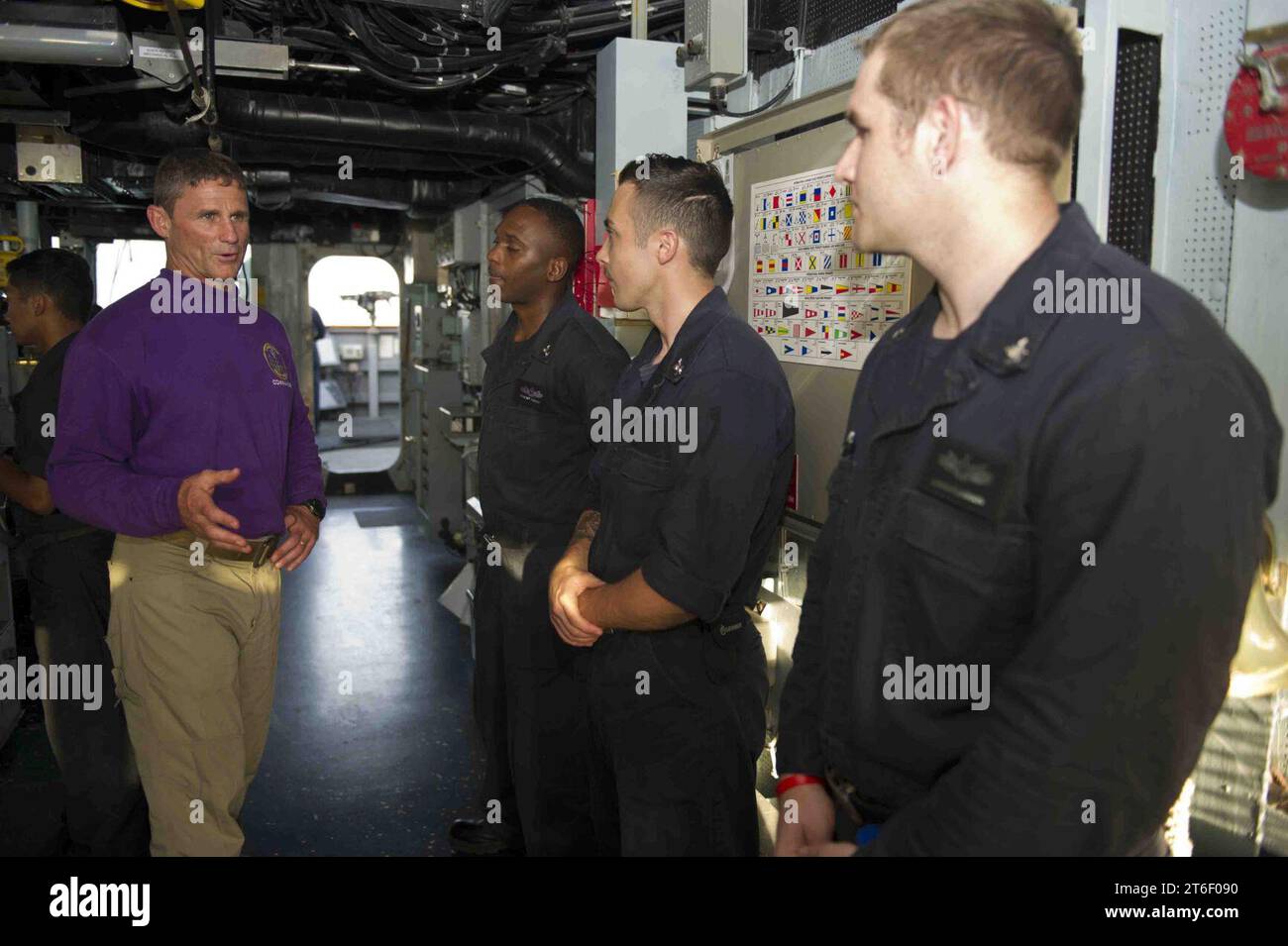 USS Normandy (CG 60) 150718 Stock Photo - Alamy