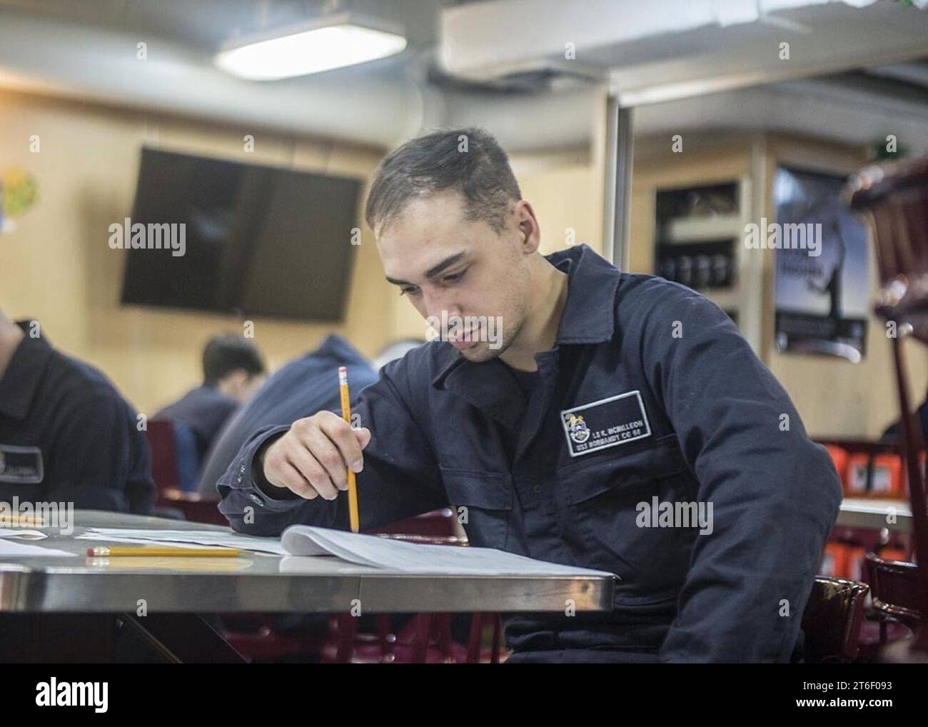 USS Normandy (CG 60) deployment 150319 Stock Photo - Alamy