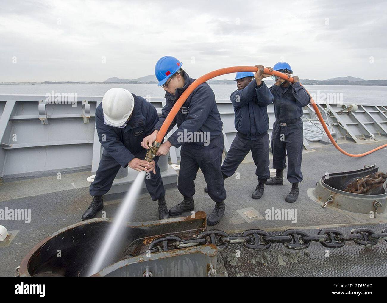 USS Normandy (CG 60) deployment 150328 Stock Photo - Alamy