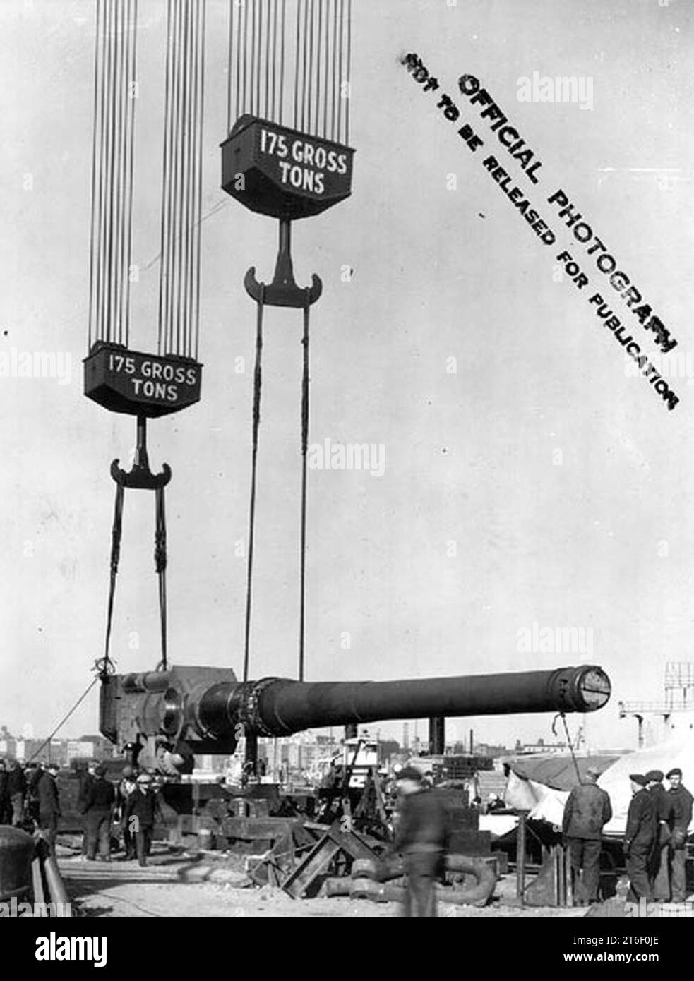 USS North Carolina Right Hand Gun for Turret-2 Stock Photo - Alamy